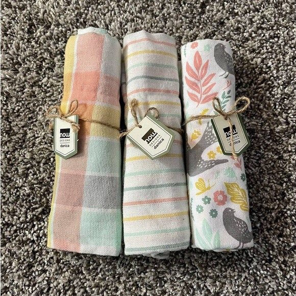 Now Designs | Kitchen | Lot Of 3 Now Designs Danica Kitchen Towel 8x26 ...
